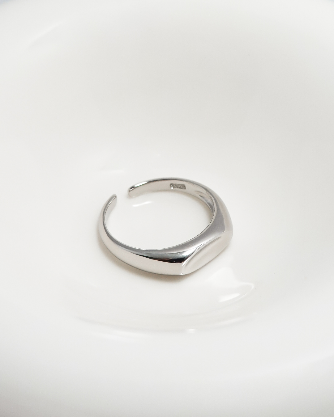 CLAIRE 925 Sterling Silver Pinky Ring | INXSKY