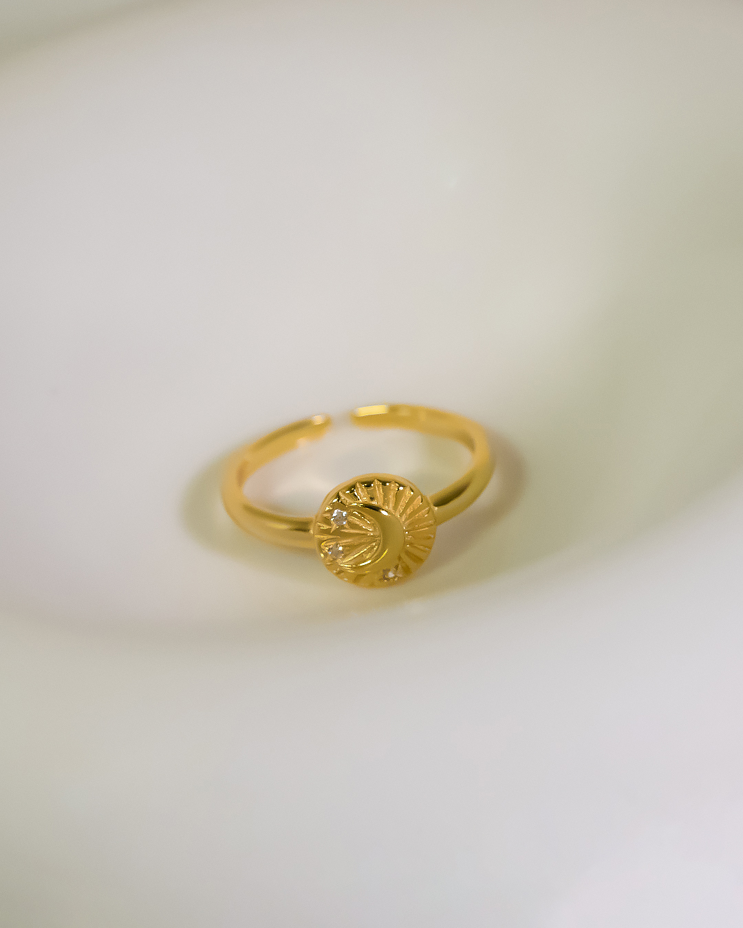 Venus 18k Gold Vermeil Ring | INXSKY